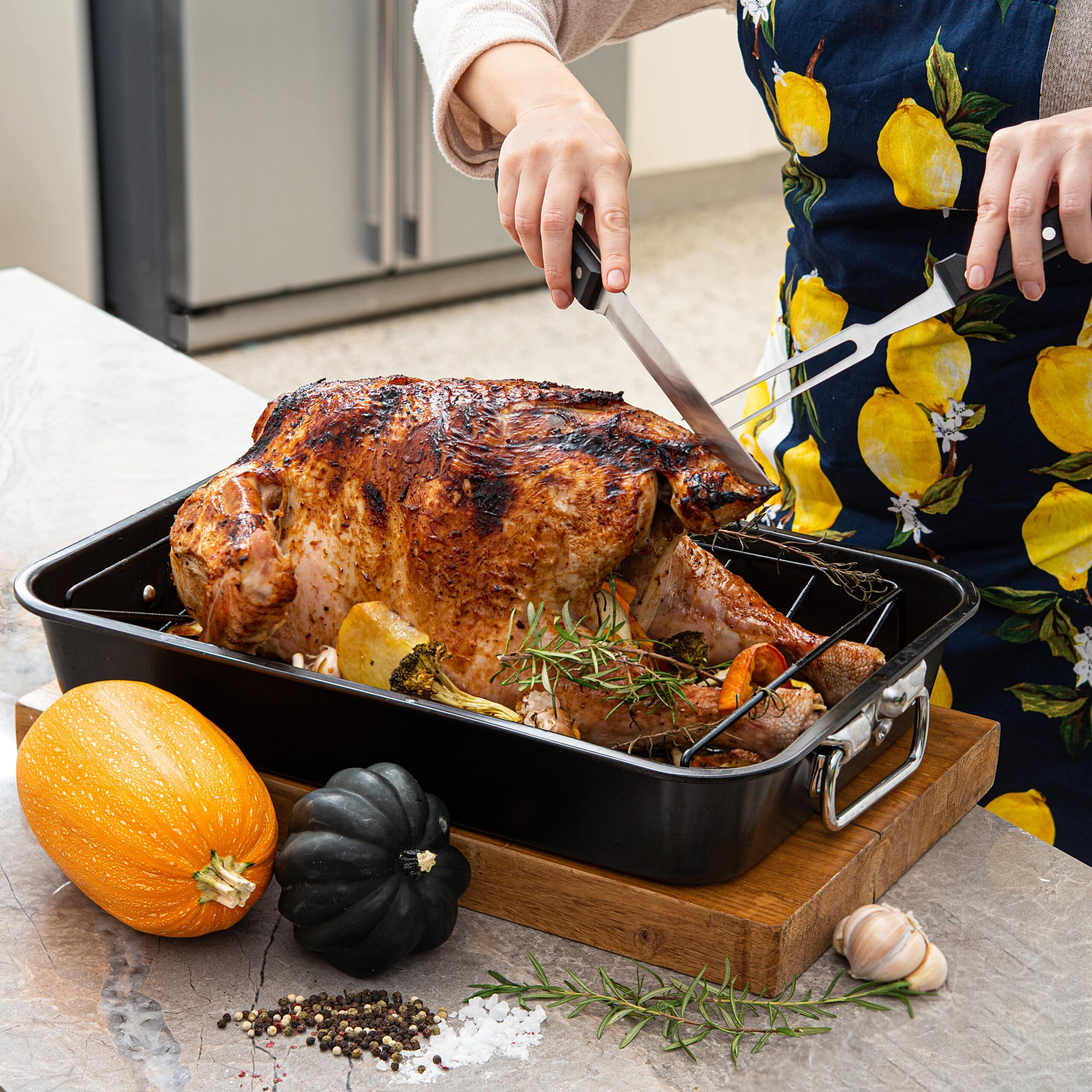 Carbon Steel Roaster Pan With “V” Shape Removable Roasting Rack Set,18 ...